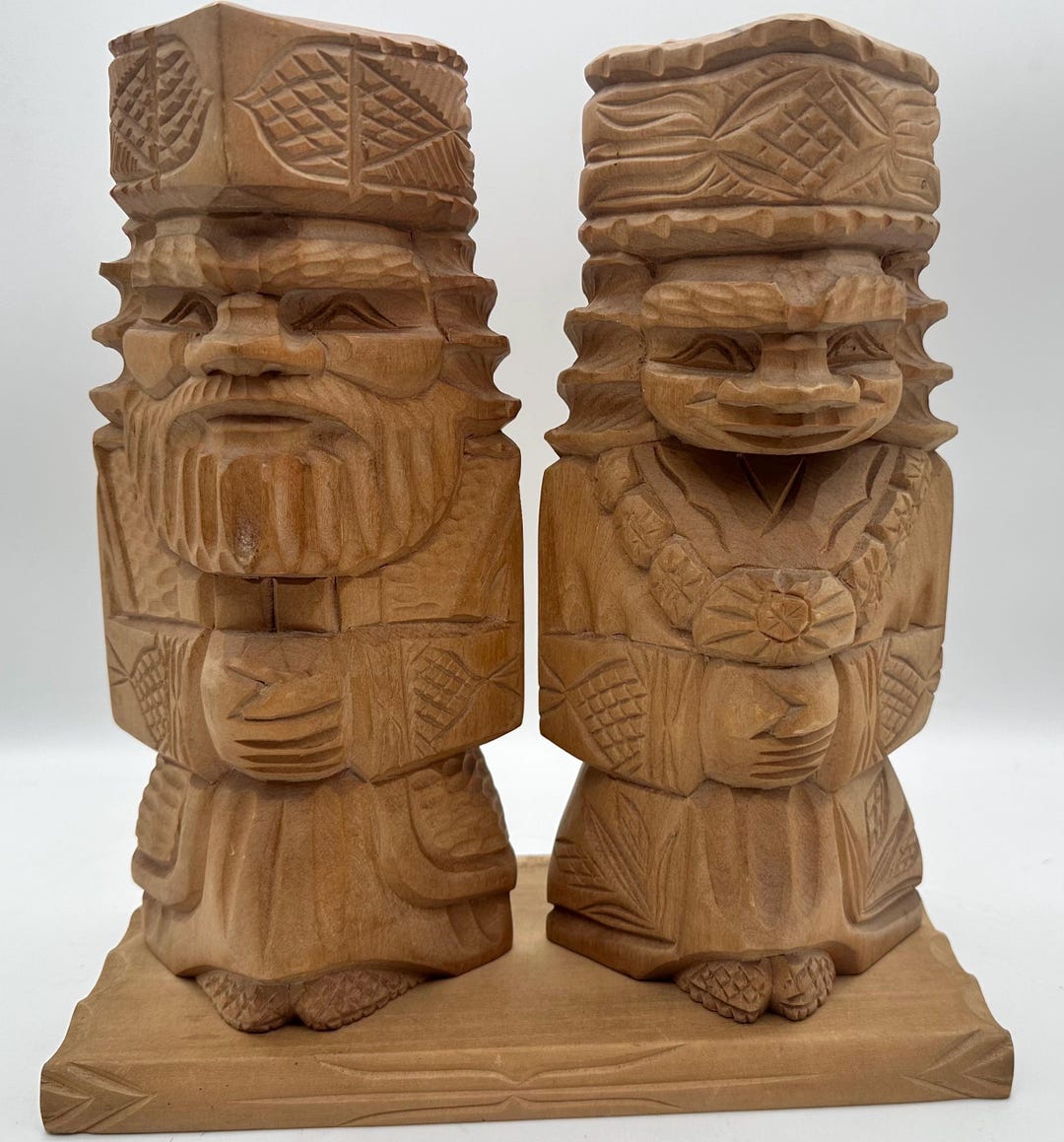 Vintage Japanese Hokkaido Ainu Carved Statues Man & Woman 10" Tall With ...