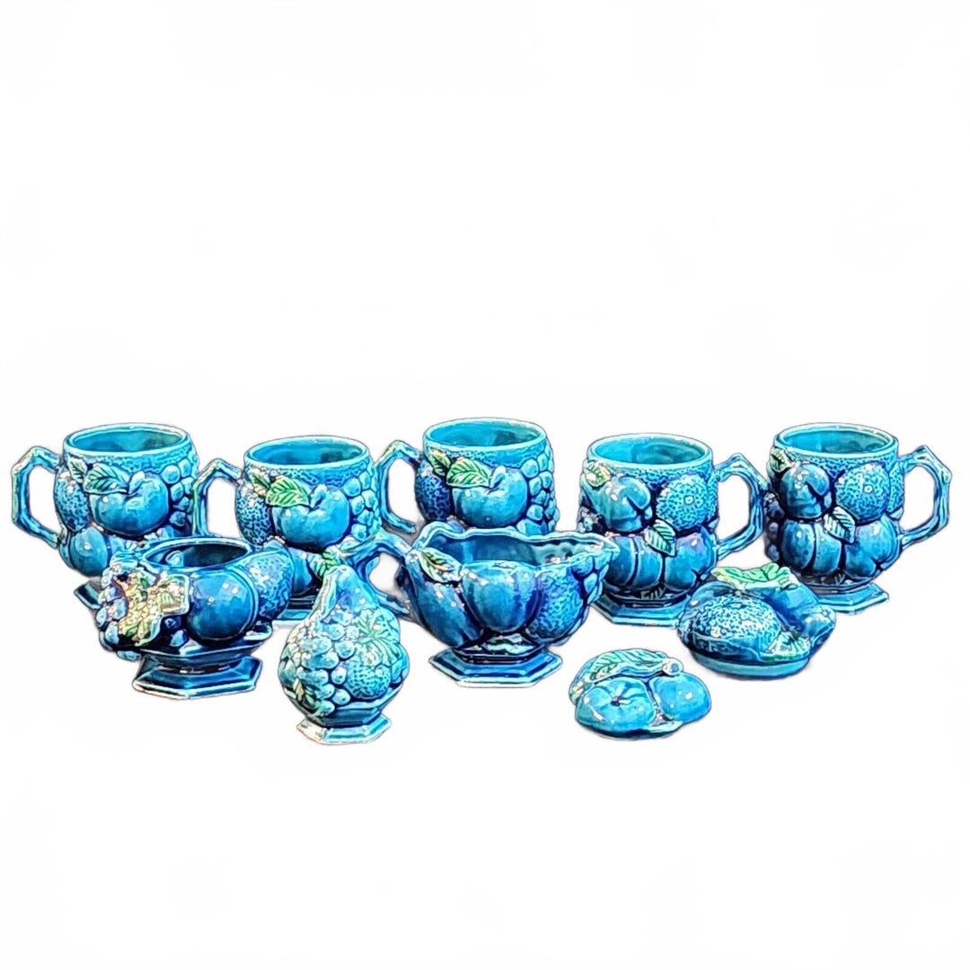 Inarco Partial Tea Set - 5 Mugs, Pepper Shaker, Creamer, Sugar Bowl ...