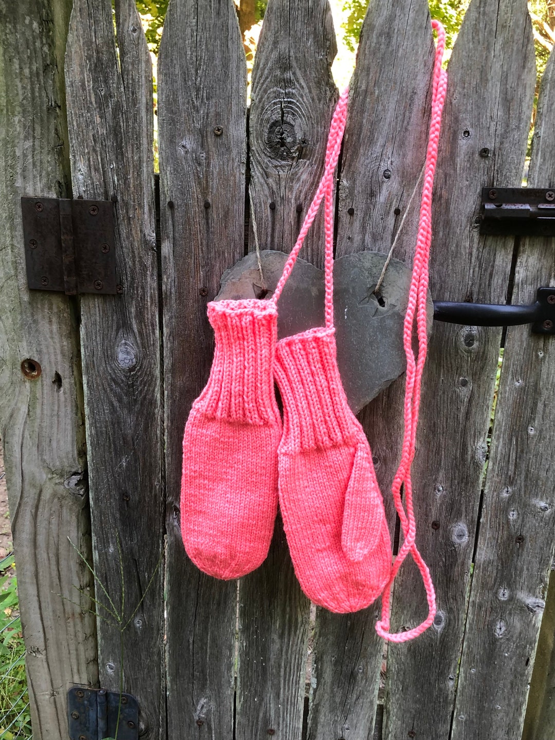 Bubblegum Pink Mittens on a String Women's LG SIZE Seamless Hand Knit ...