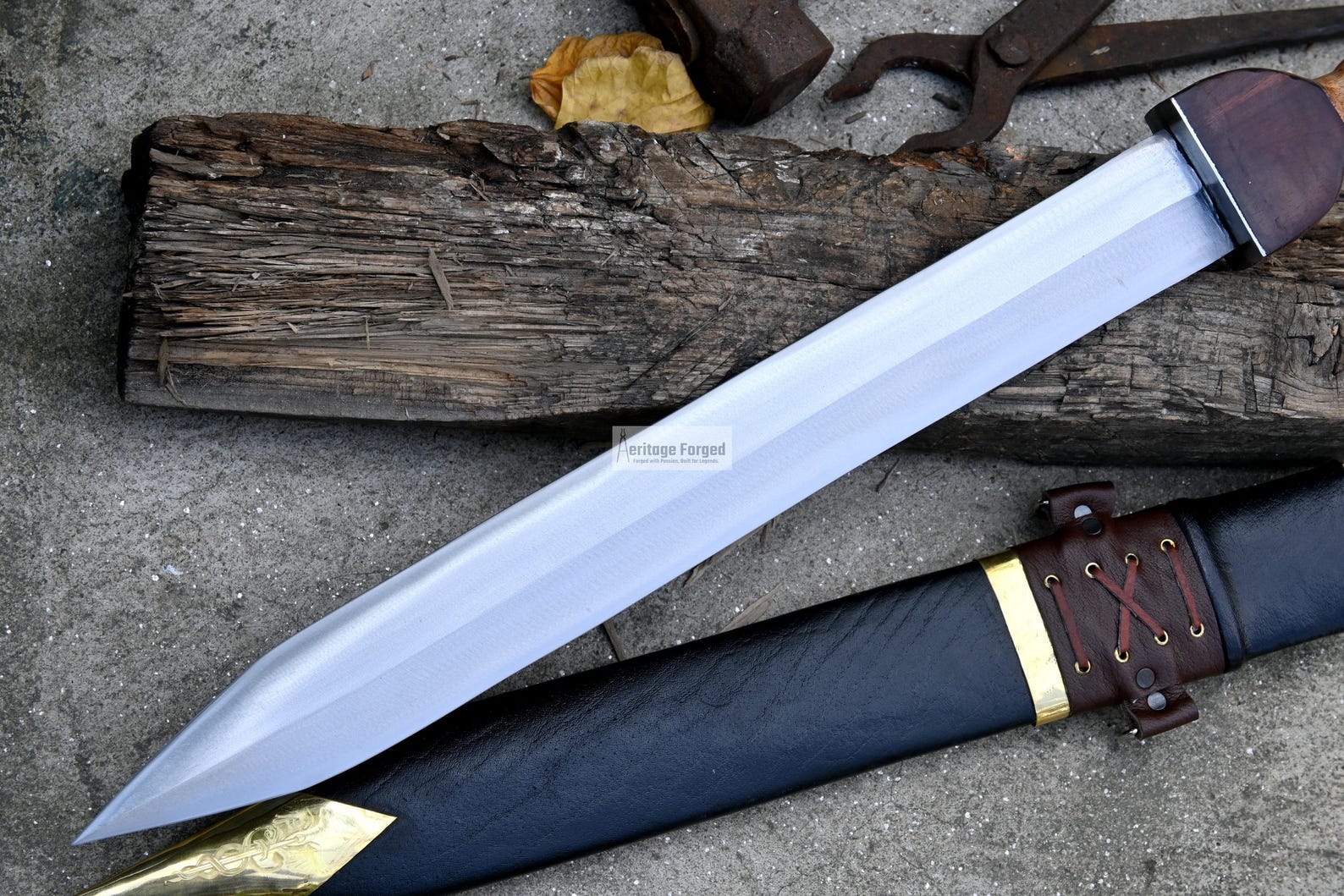 GLADIUS SWORD /20 Inches Long Blade Hand Forged Sword/ Gladius Machete ...