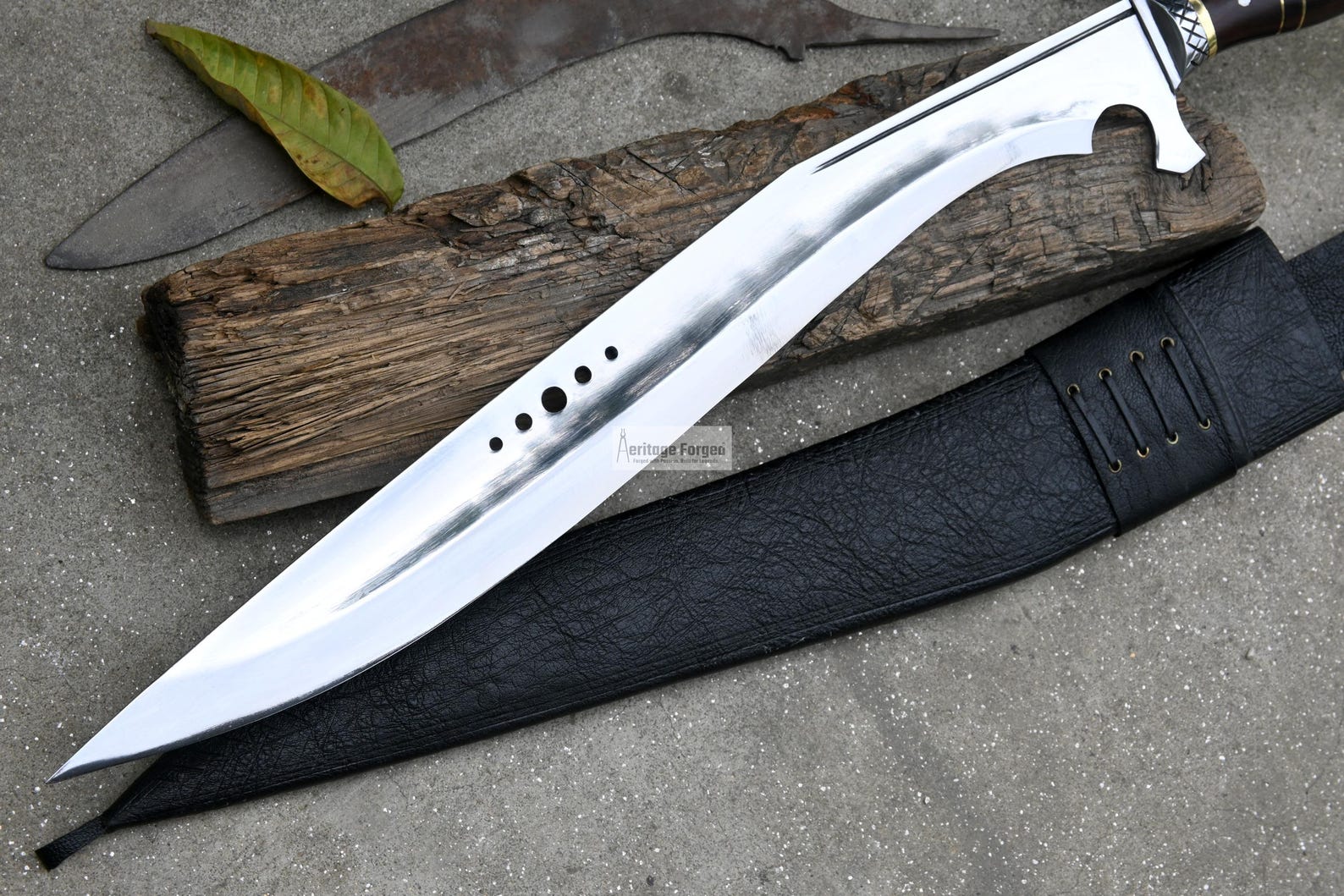 KHUKURI SWORD/ Large Kukri Machete/ 21 Inches Long Blade Heavy Machete ...