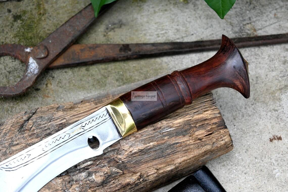 VILLAGER KHUKURI / Kukri Machete/ 10 Inches Long Blade Traditional ...