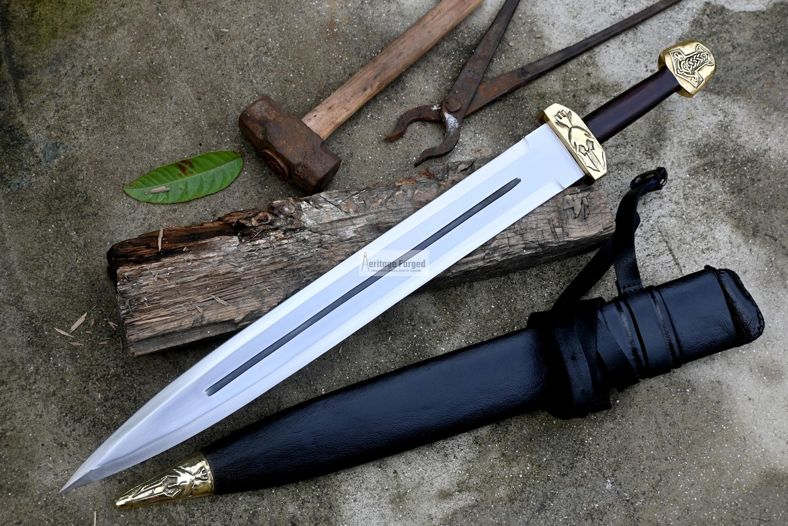 GLADIUS SWORD /20 Inches Long Blade Hand Forged Sword/ Gladius Machete ...