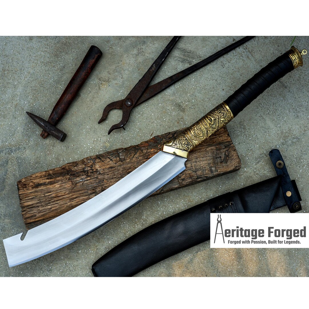 HELLBOY MACHETE / Collectible Machete/14 Inches Long Blade Heavy Duties ...