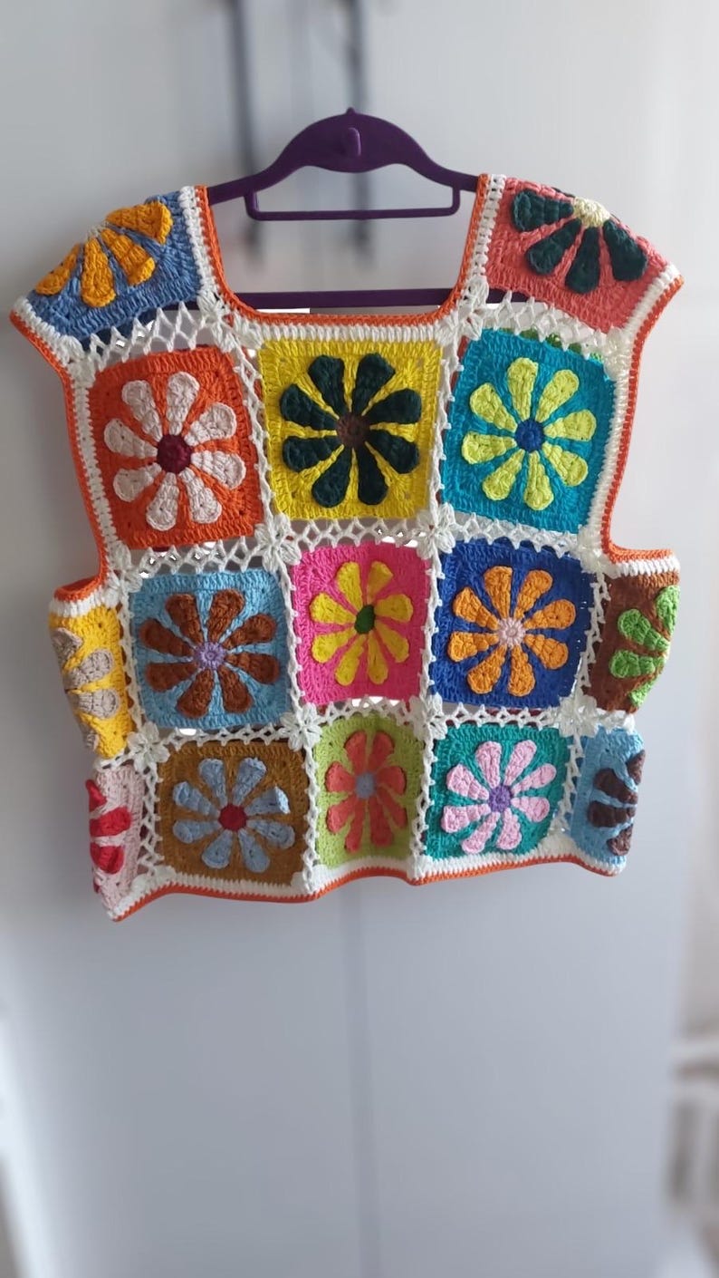 Crochet Daisy Women Vest,handknit Crochet Flowers Vest,boho Floral ...