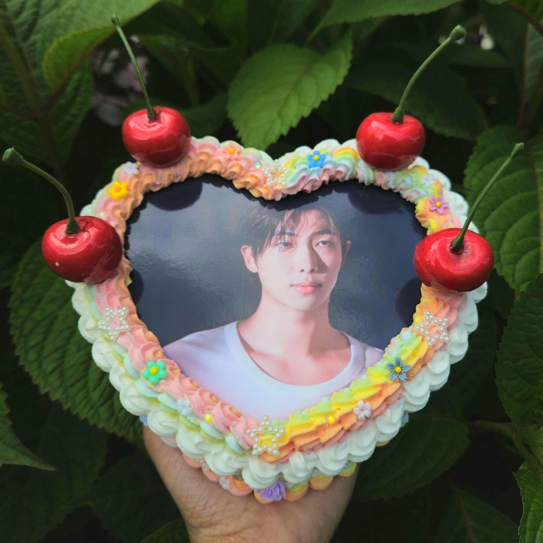 Namjoon Jewelry Box Cake - Etsy