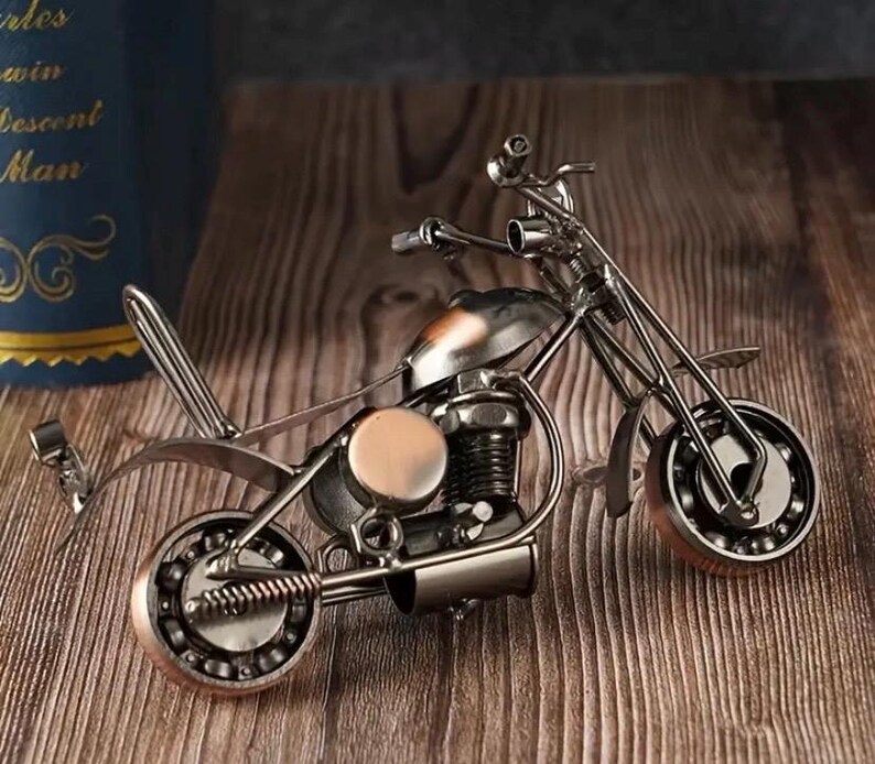 Vintage Metal Art Motorcycle Model Collectible, Nostalgic Home Decor ...