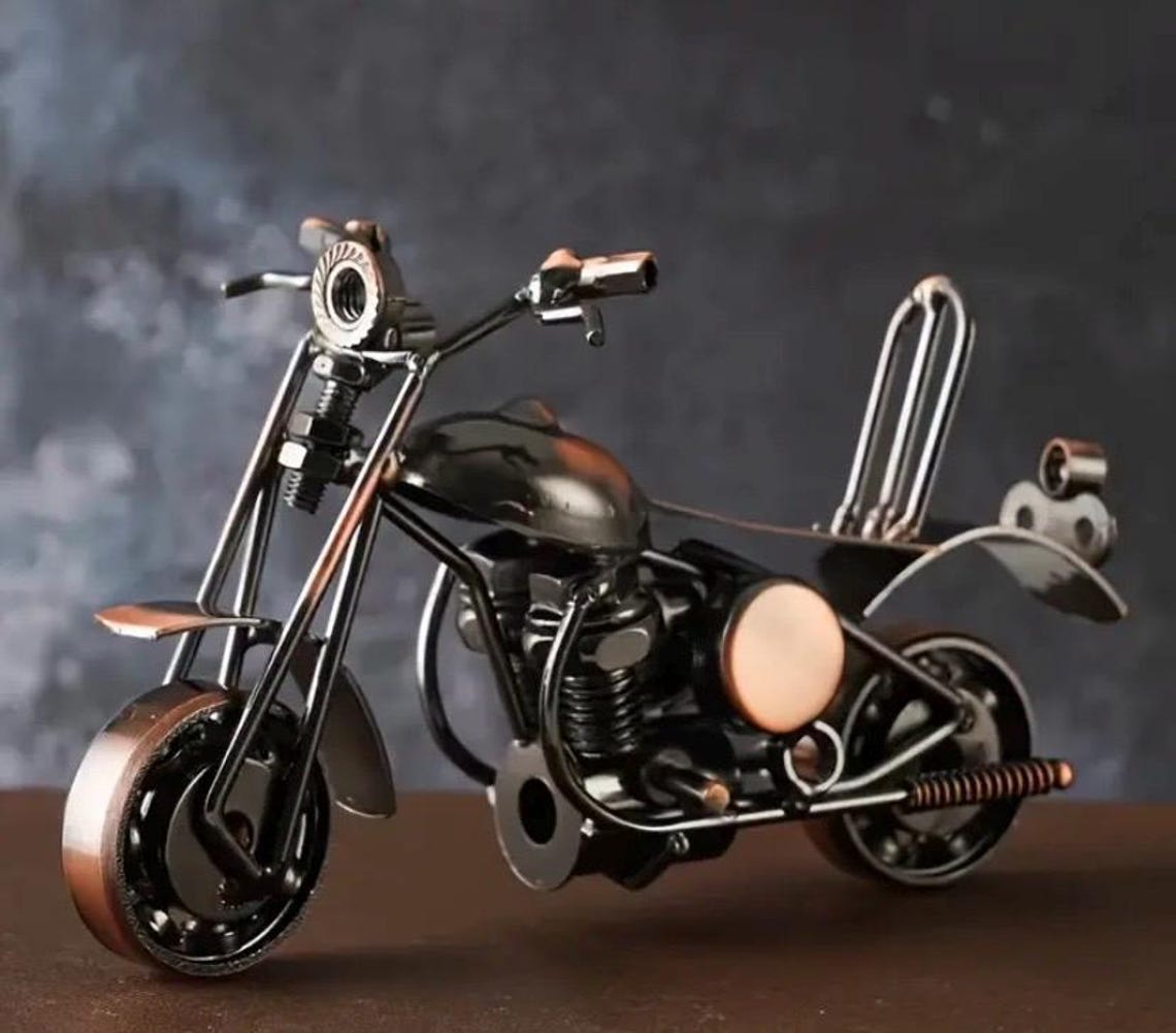 Vintage Metal Art Motorcycle Model Collectible, Nostalgic Home Decor ...