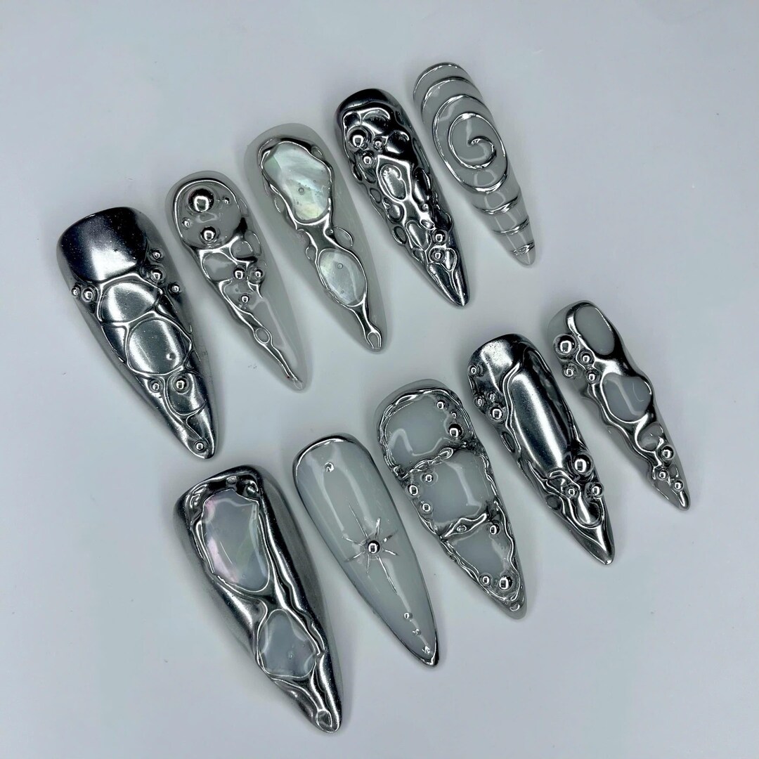Silver Liquid Metal Stiletto Nails | 3D Chrome Cyberpunk, Molten Opal ...