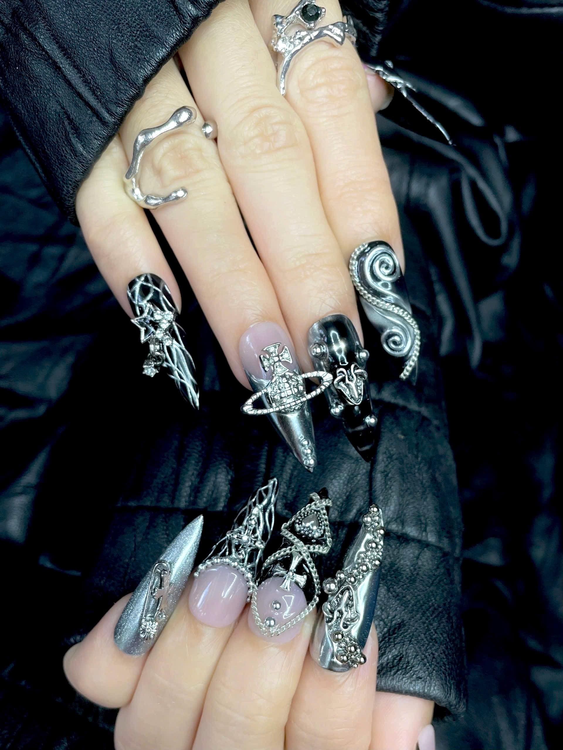 Custom Black Gothic Chrome Press on Nails | Y2K Cyberpunk Design Heart ...