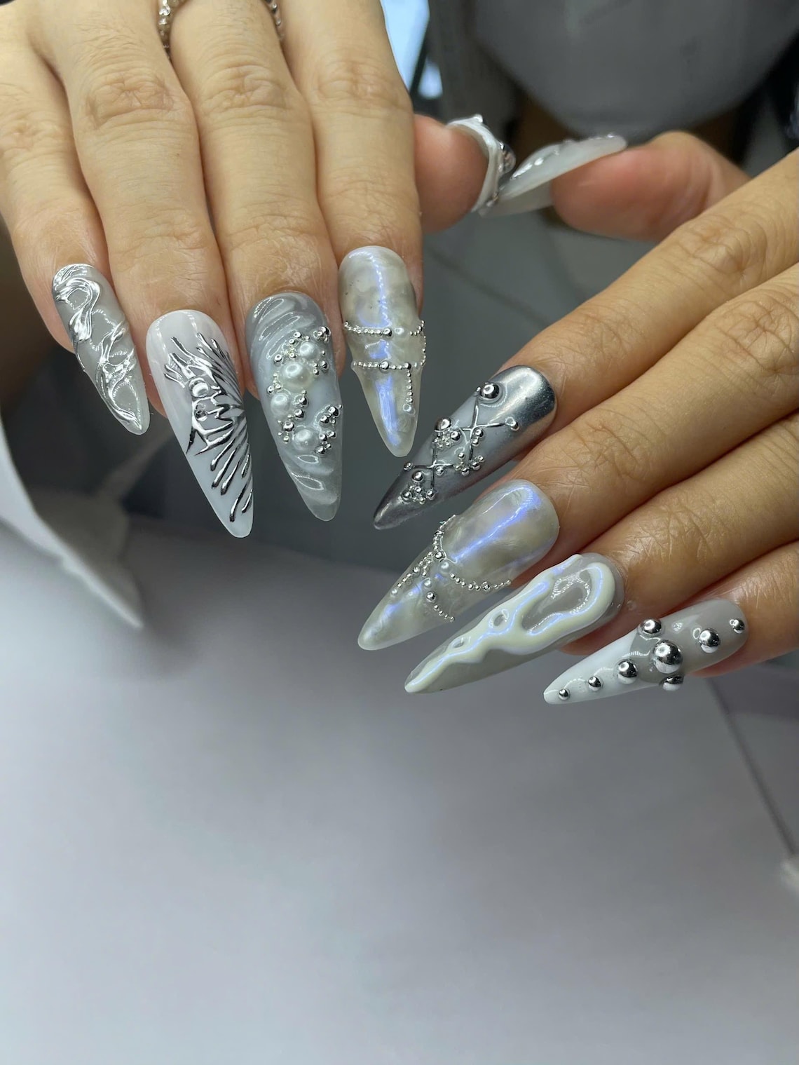 3D Chrome Press-on Nails | Liquid Metal, Silver Melted Effect - Etsy