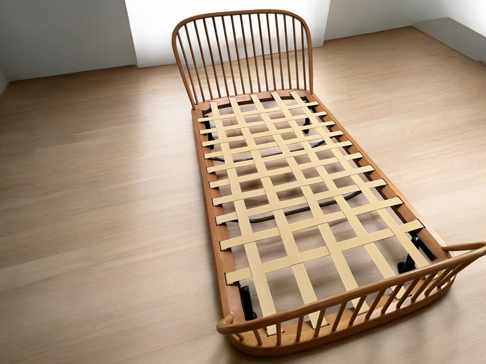 Ercol 1960s Blonde Windsor Single Bed on Castors PLEASE READ ...