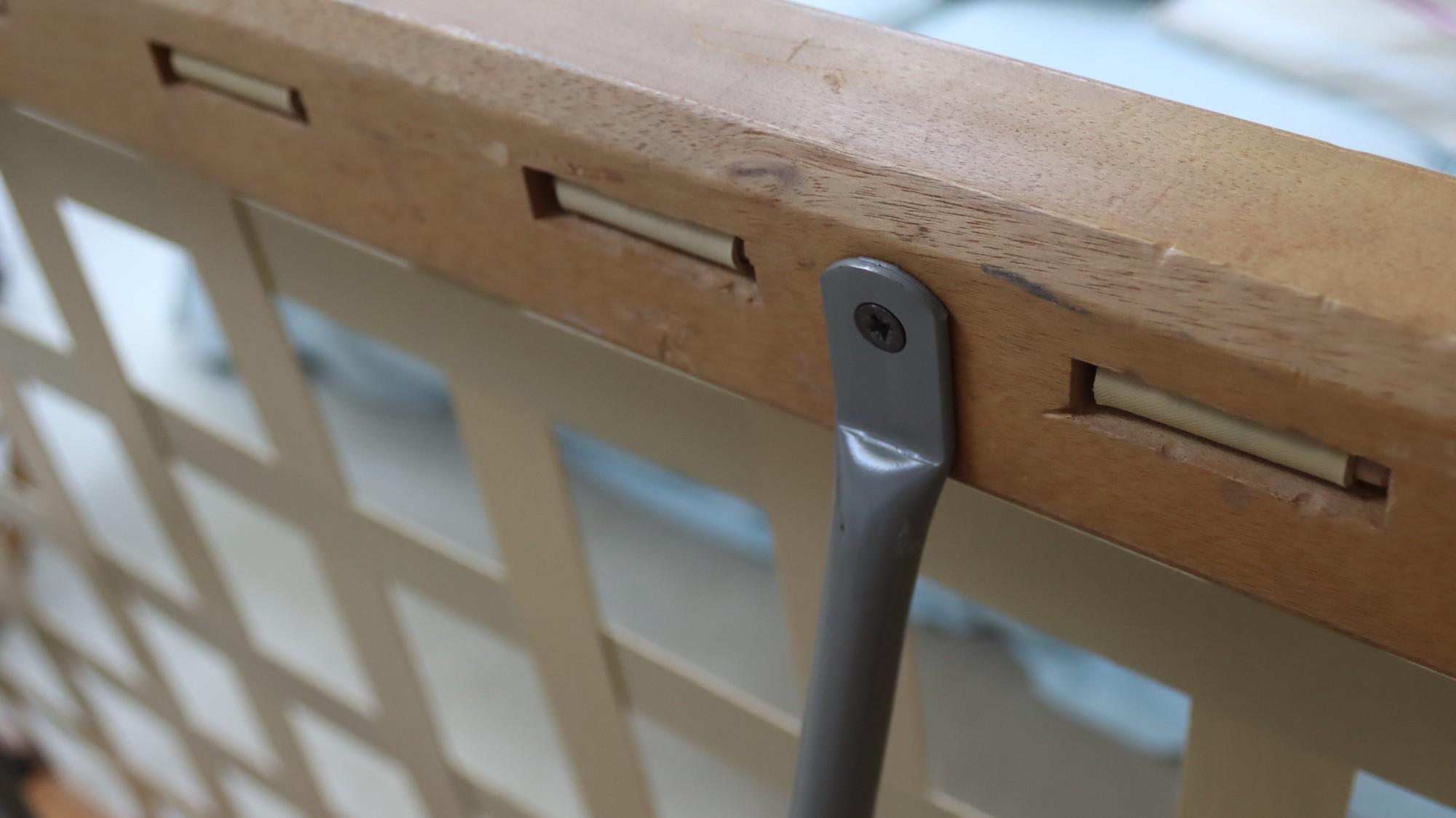 Ercol 1960s Blonde Windsor Single Bed on Castors PLEASE READ ...