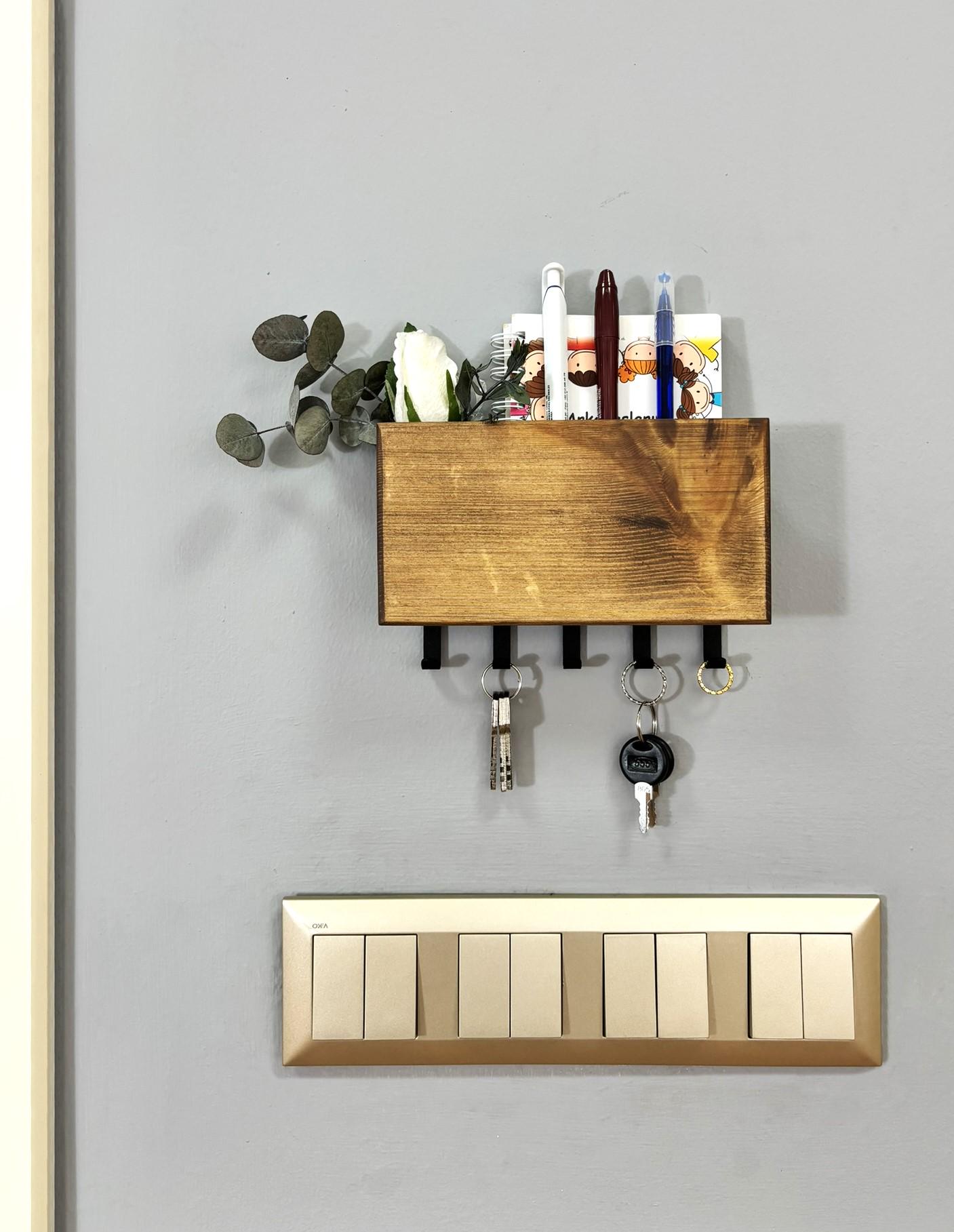 Wood & Black Metal Key Holder Shelf for Wall With 5 Hook Keychain ...