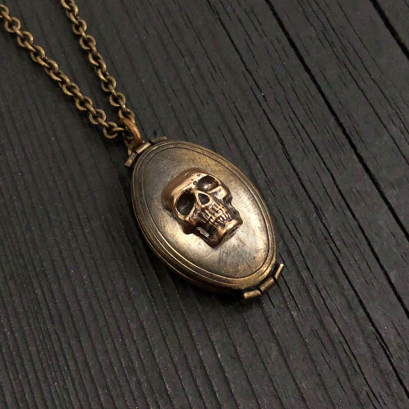 Gothic Locket - Etsy