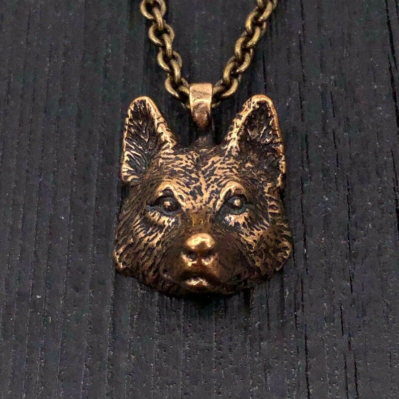 Realistic Wolf Head Necklace in Solid Bronze - Etsy