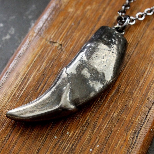 Wolf Tooth Necklace - Etsy