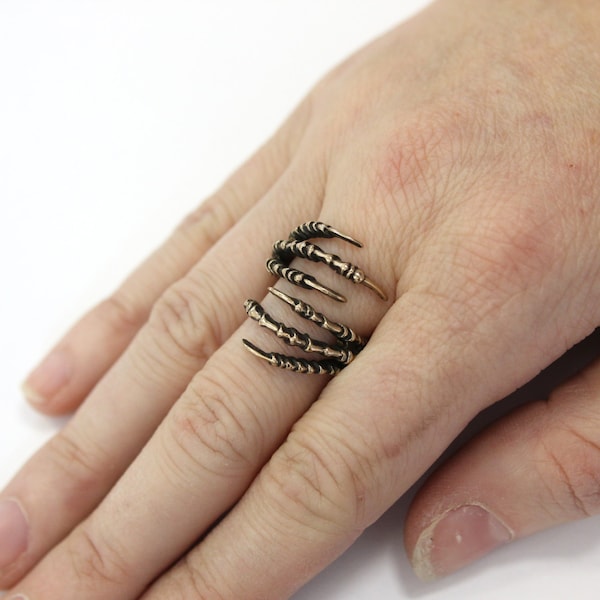 Raven Claw Ring - Etsy