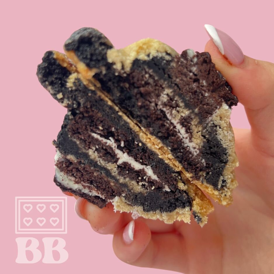 Box of 12 Freshly Baked Cookies, Chocolate Chip Cookies, Baked Goods ...