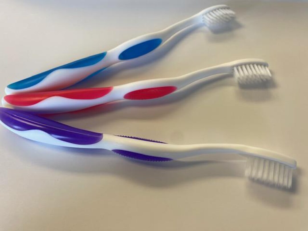 25-count Personalized Soft Toothbrushes - Etsy