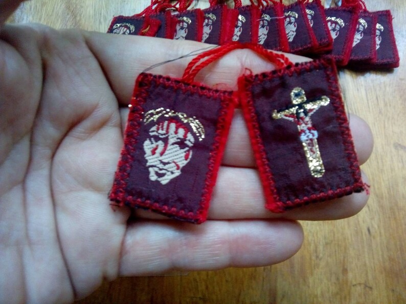 Set of 12 the Precious Blood of Jesus Scapulars Passion of Christ ...