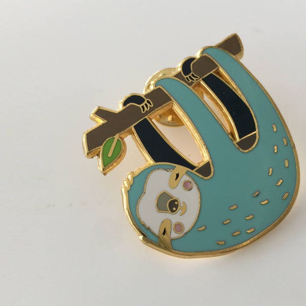 Sloth Brooch - Etsy