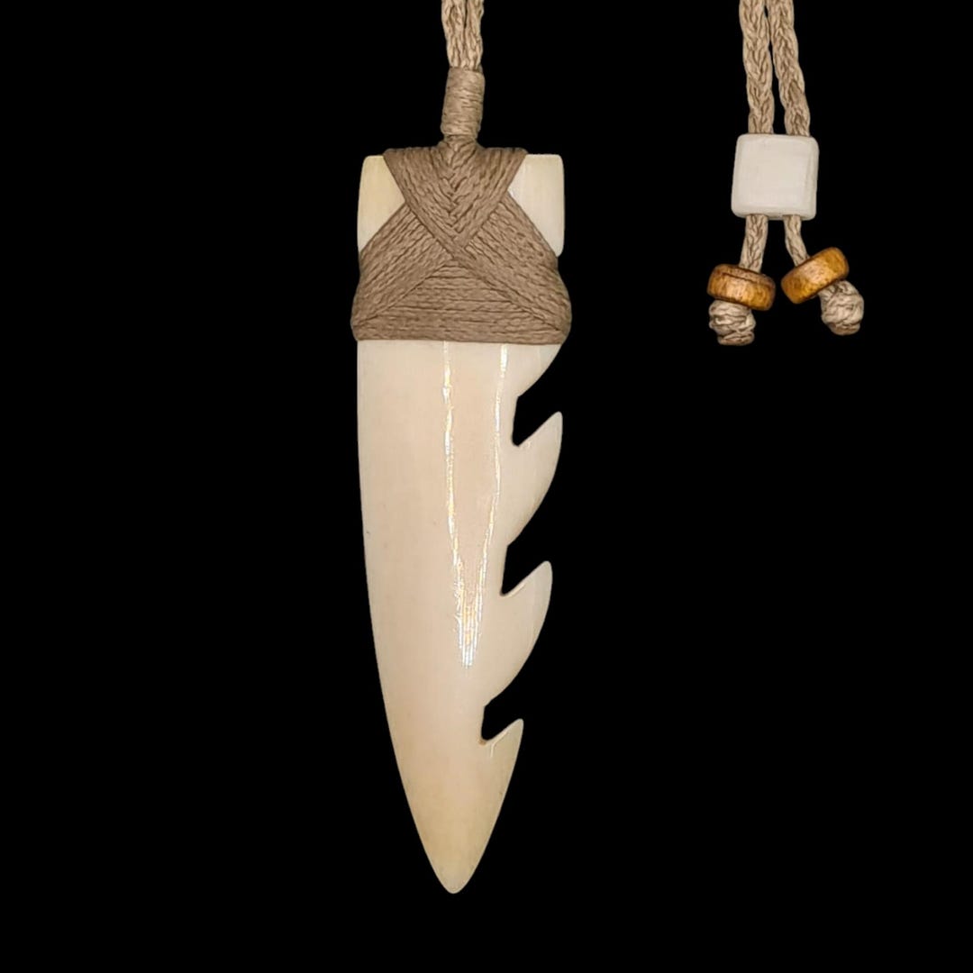 Hand-carved Bone Prehistoric Fishing Harpoon Replica Pendant ...