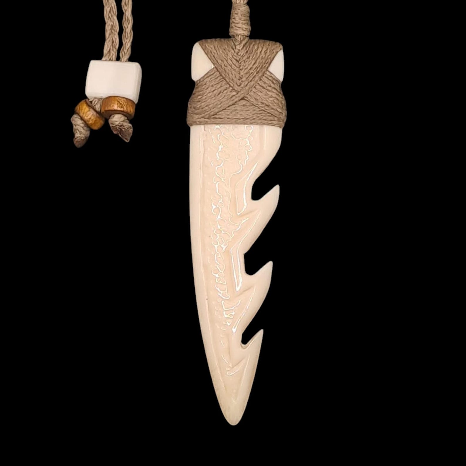 Hand-carved Bone Prehistoric Fishing Harpoon Replica Pendant Functional ...