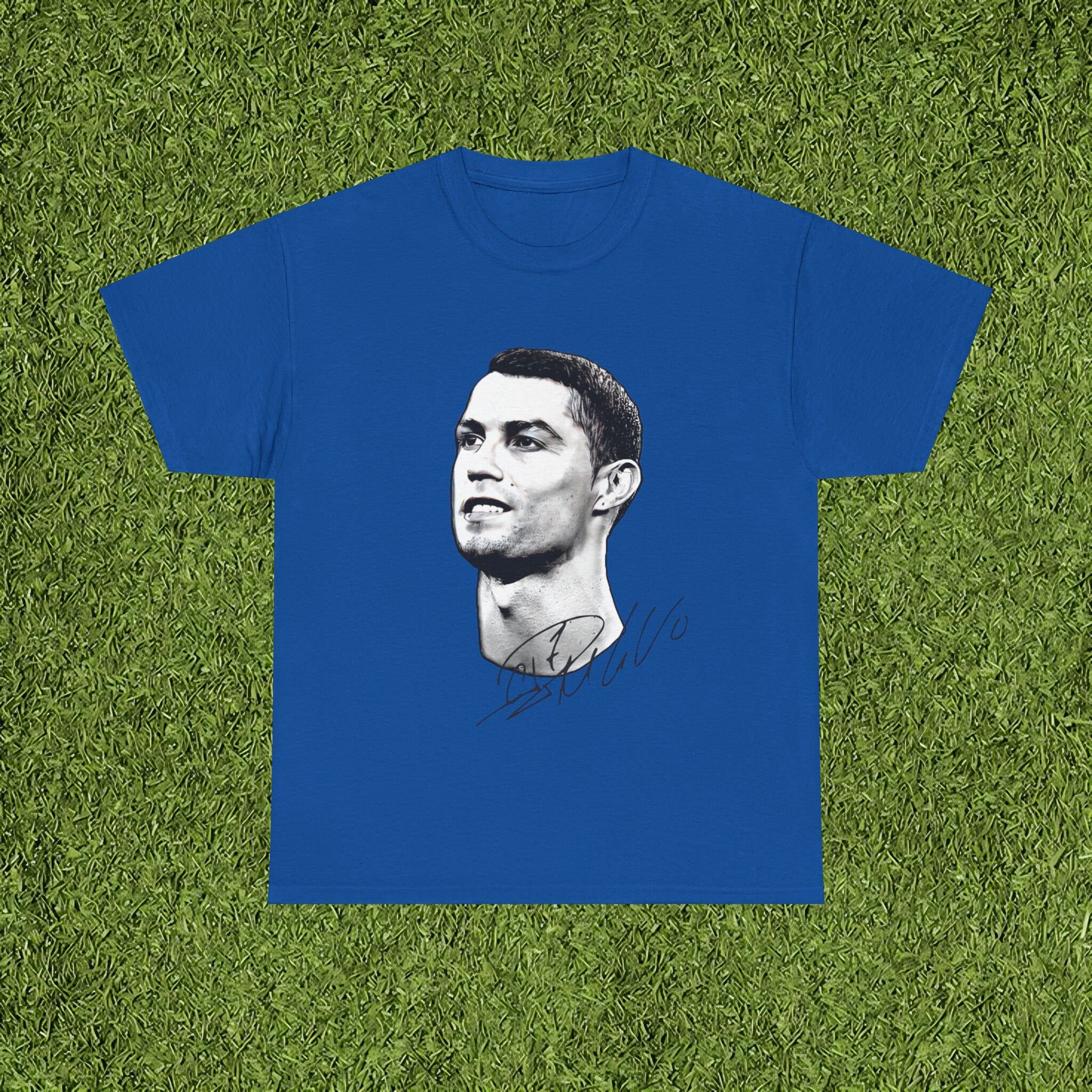 Cristiano Ronaldo CR7 Football Unisex T-shirt With Signature - Etsy
