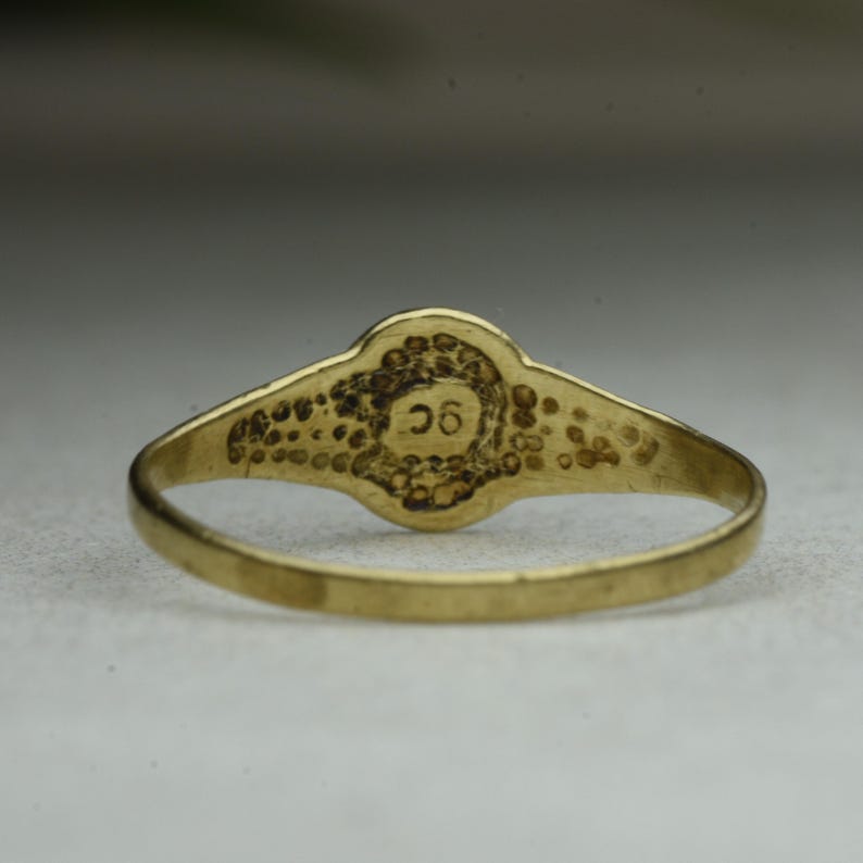 9ct Gold Pinky Signet Ring Child's Vintage Etched Design Floral Leaf ...