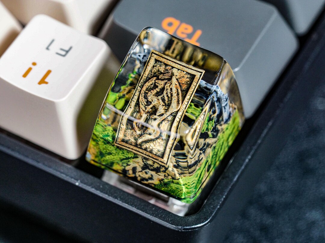 Dragoncrest 3D Legen.dary Elden Ring Talisman Keycap, Custom Artisan ...