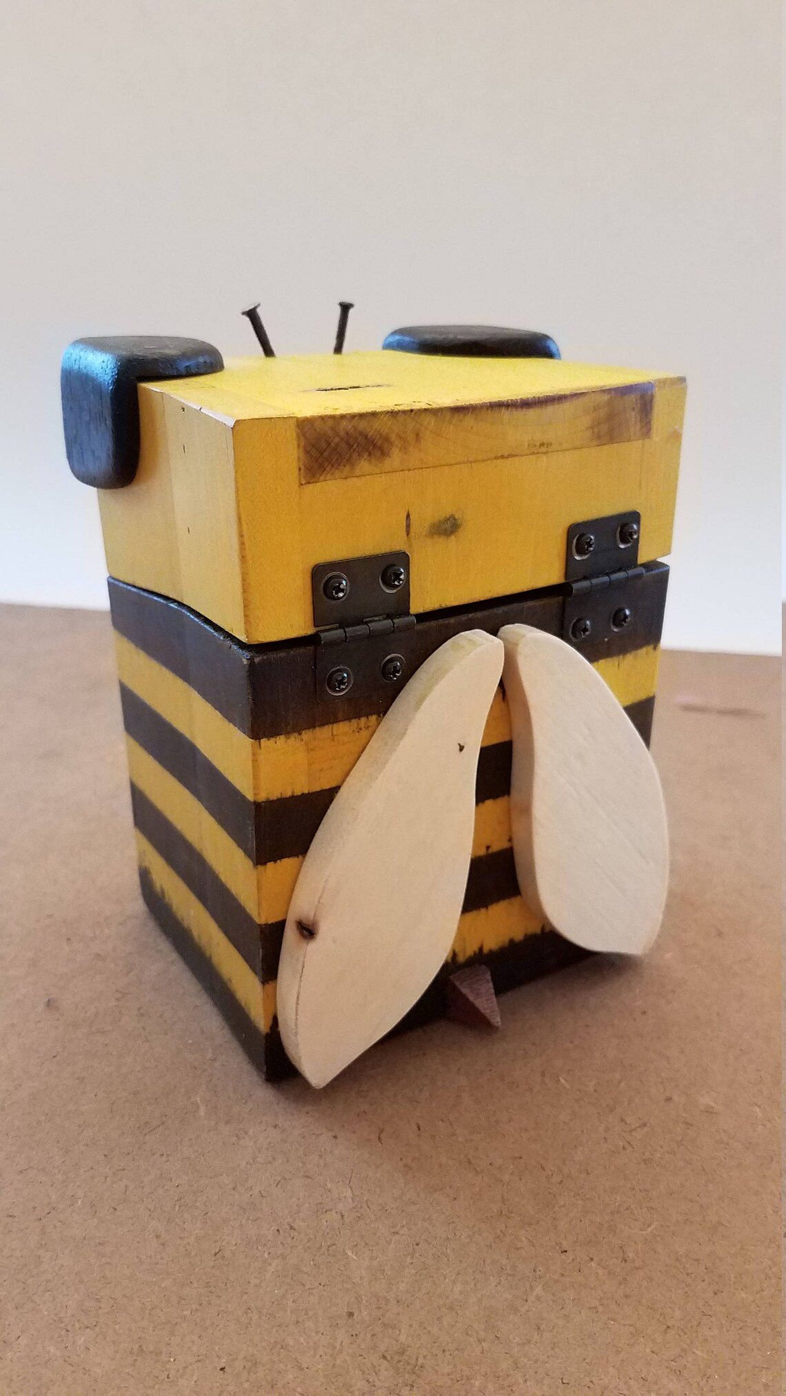 Bee Box - Reclaimed Wood Treasure Box - Etsy