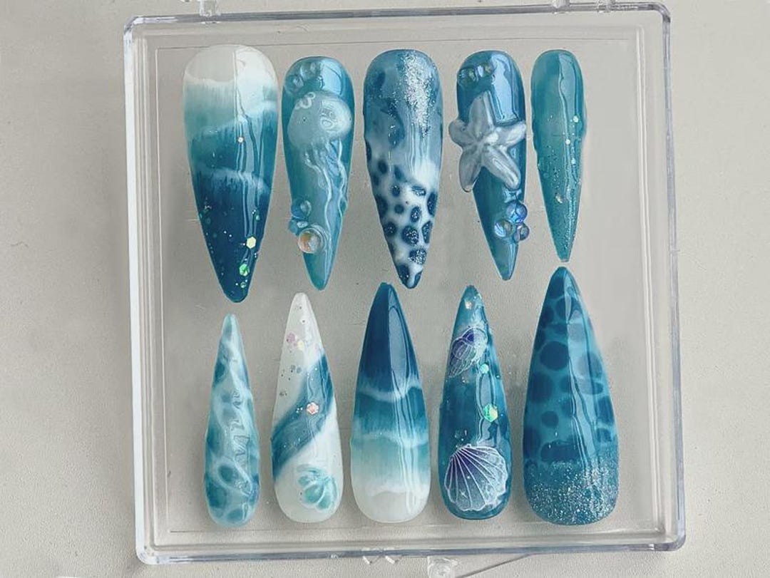 Ocean-inspired Press on Nails | Ocean Nailss and Starfish Design on ...