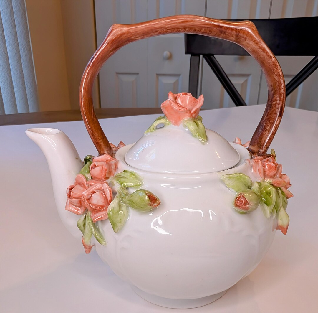 Vintage Teapot With Embossed Roses and Leaves - Etsy