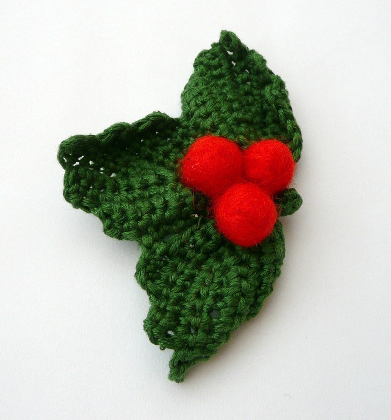 Crochet Christmas Holly Berry Brooch Winter Weddings Decor - Etsy