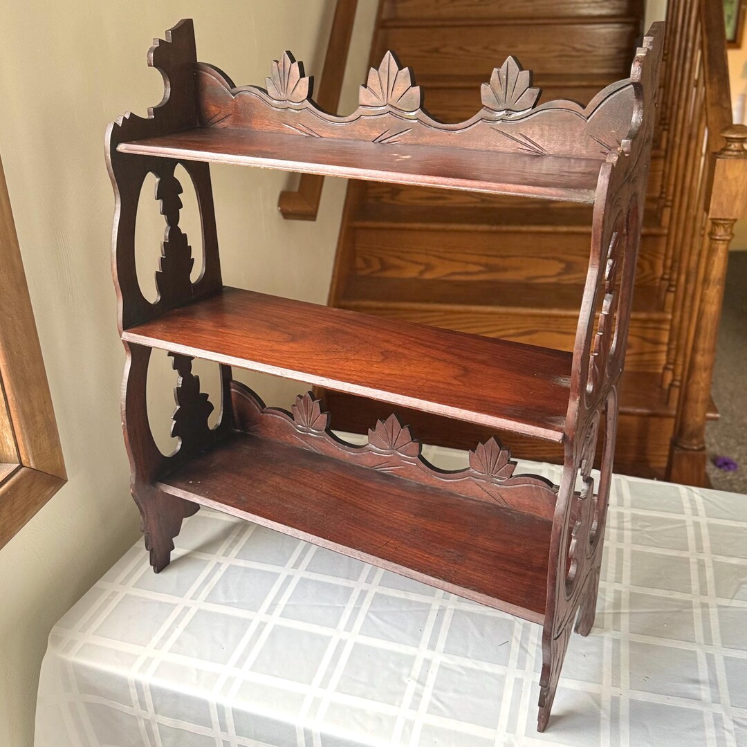 Antique Carved Oak Leaf Fretwork Wall Shelf Display - Etsy