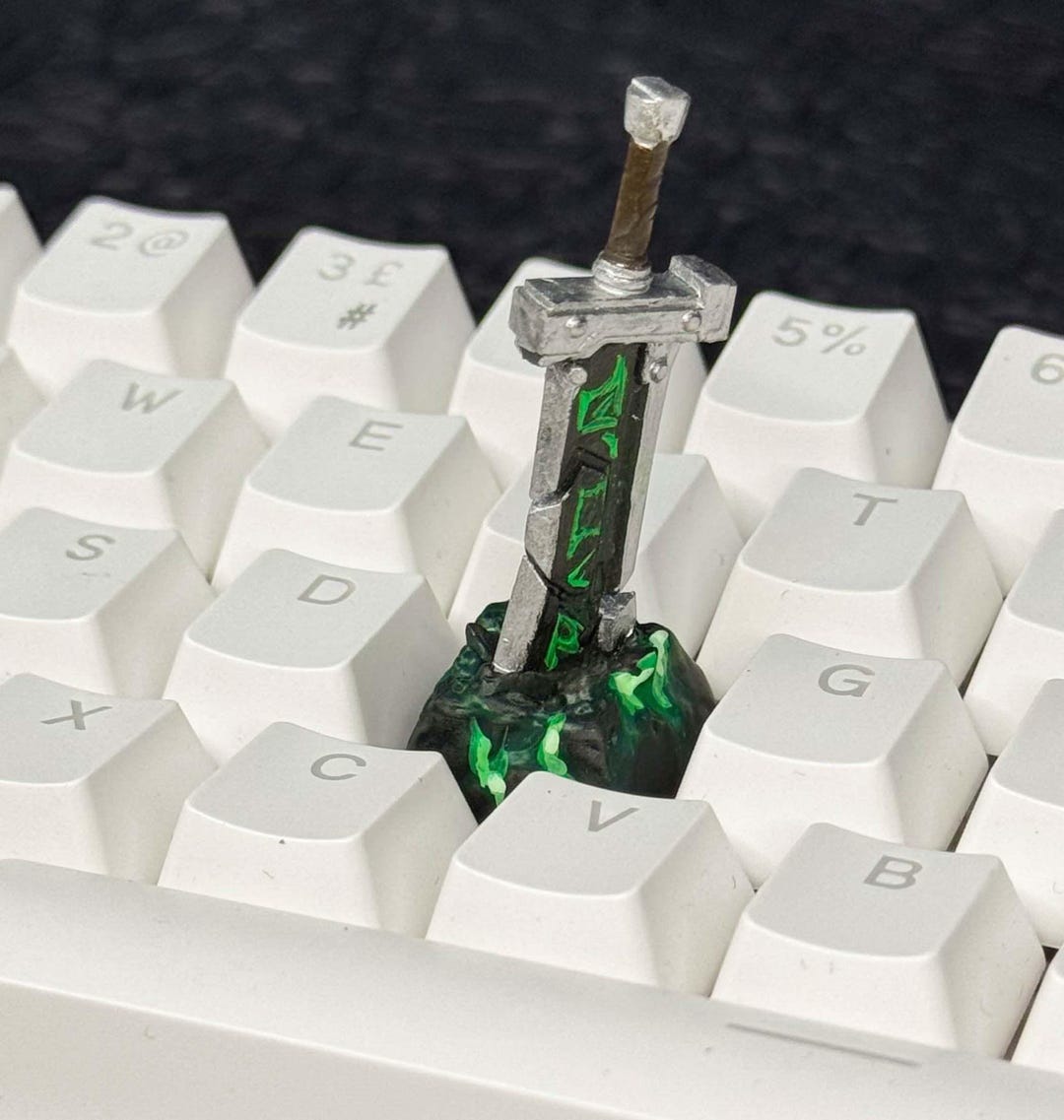 Arcane Keycaps Inspired by League of Legends Riven Mordekasier Aatrox ...
