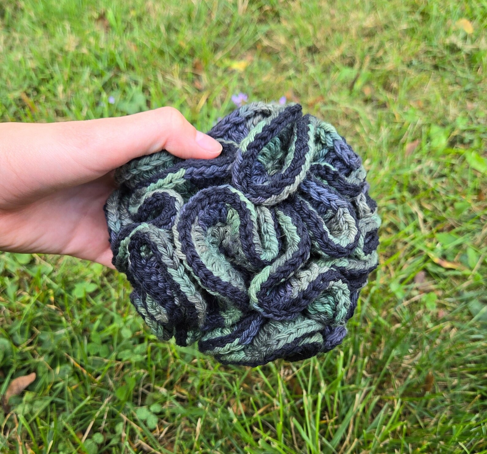 Hyperbolic Mobius Crocheted Fidget Toy - Etsy