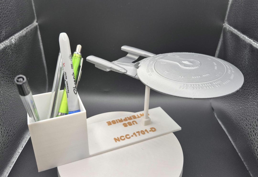 Star Trek Enterprise D Inspired Pen Pot, Desk Organizer, Desk Tidy ...
