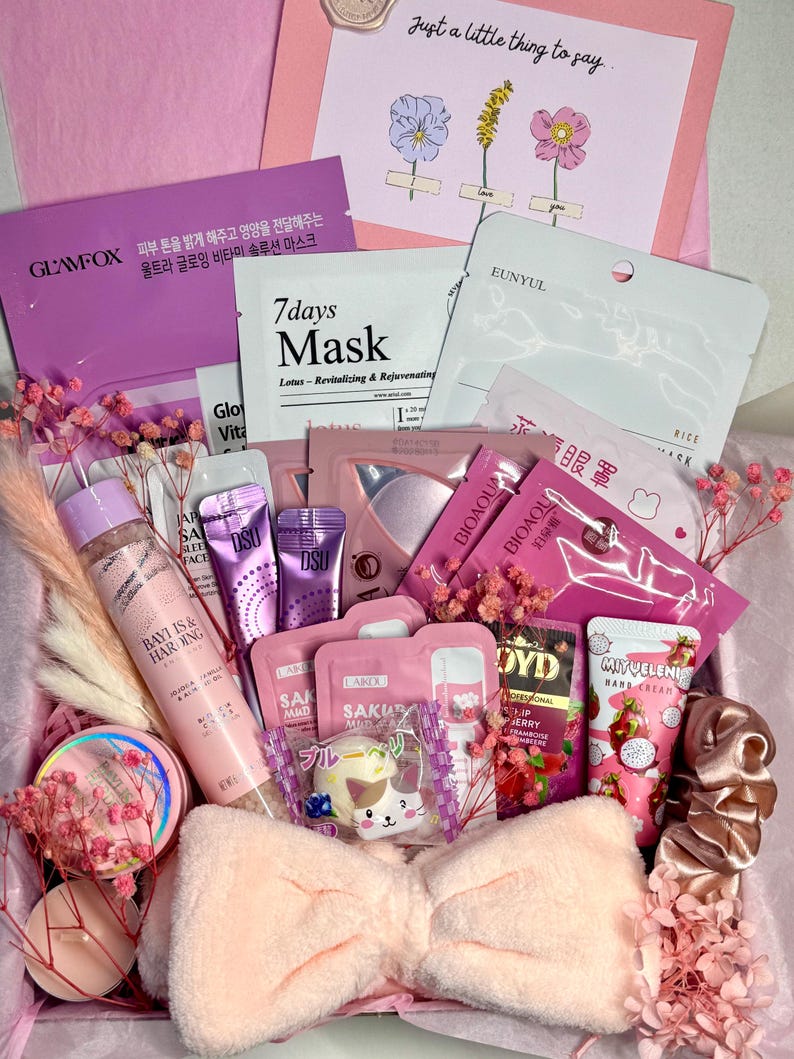 HAMPER PAMPER Gift Box | Autumn Gift for Friend | Birthday Present ...