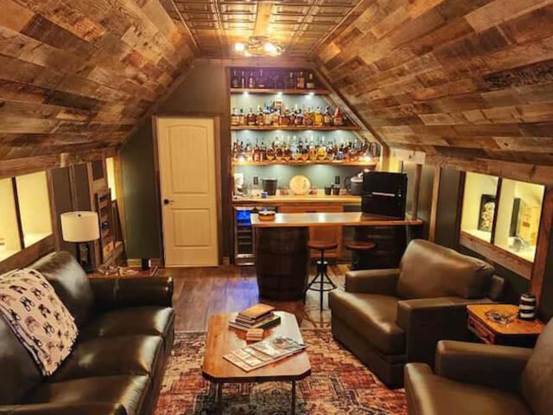 Rustic Game Room Wood Accent Wall | Vintage Pool, Card, and Board Game ...