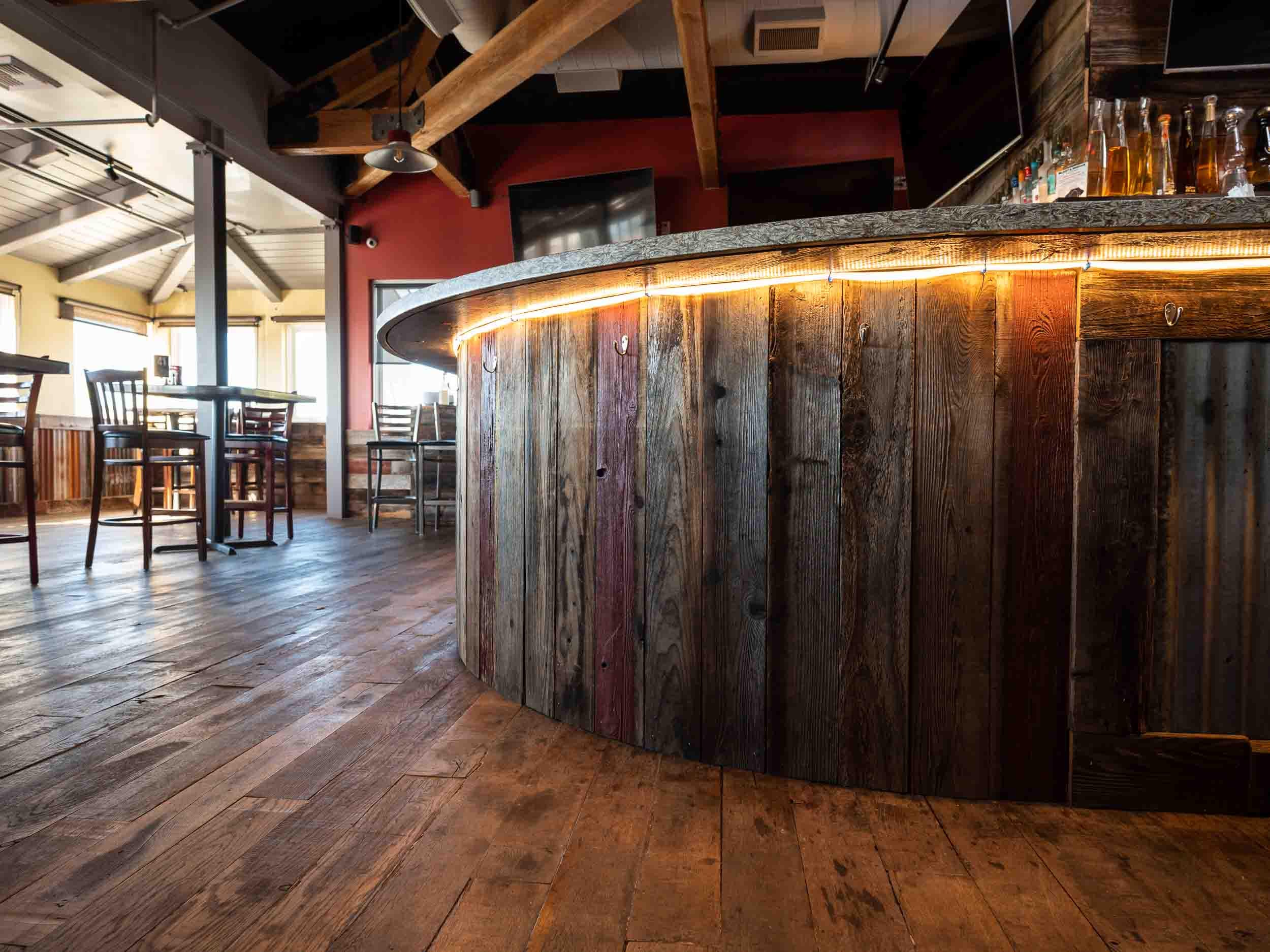 Wood Restaurant Decor, Reclaimed Planks for Craft Brewery Bar Saloon ...