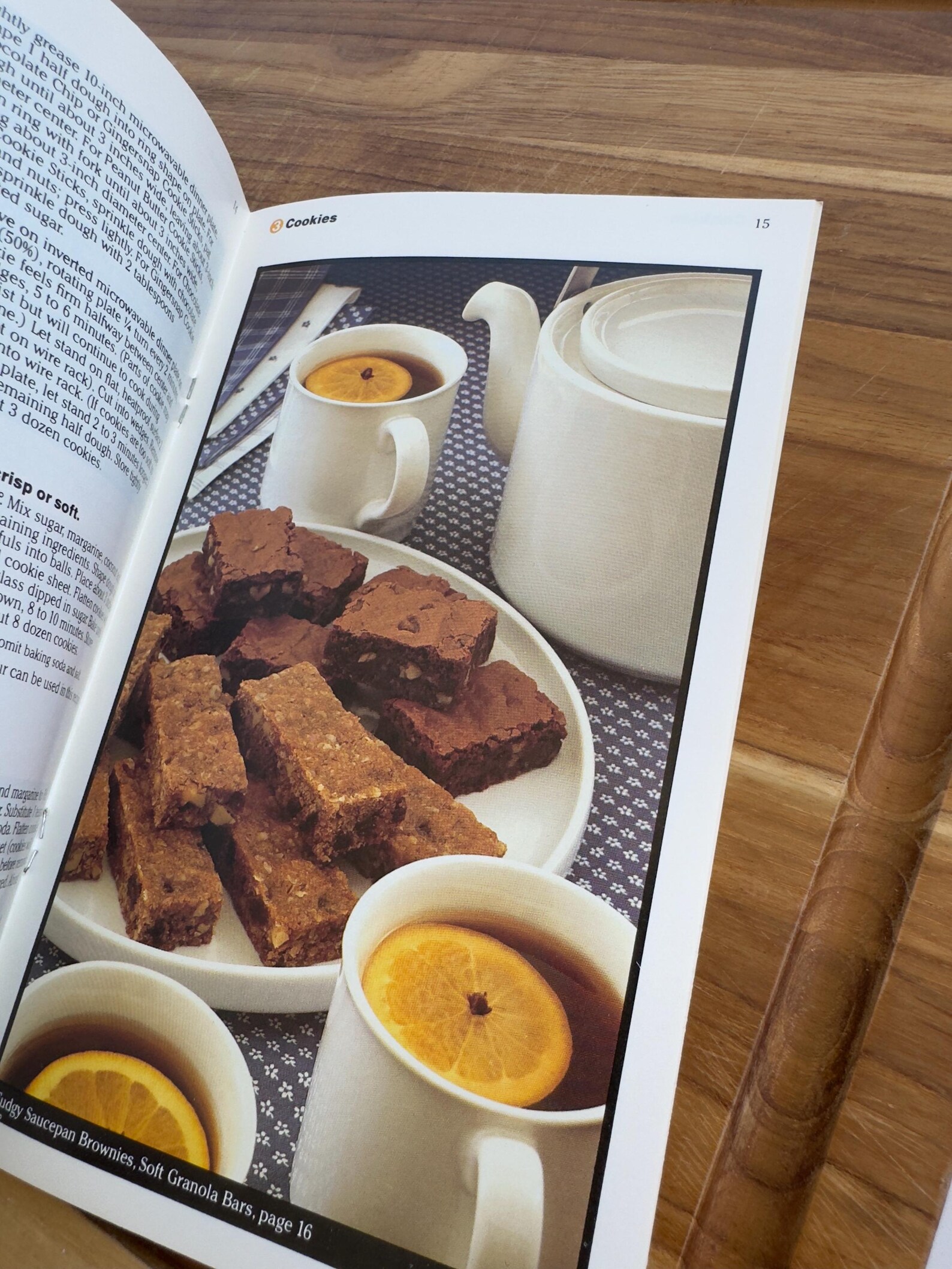 Gold Medal and Betty Crocker Kitchen Pamphlet Baking Short & Simple ...