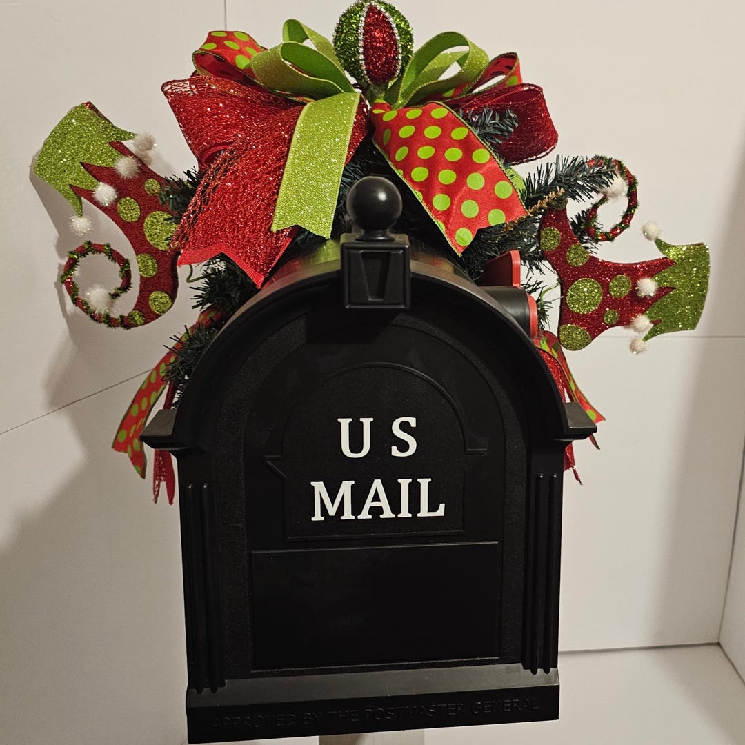 Christmas Mailbox Swag, Elf Shoes Mailbox Swag, Green and Red Mailbox ...