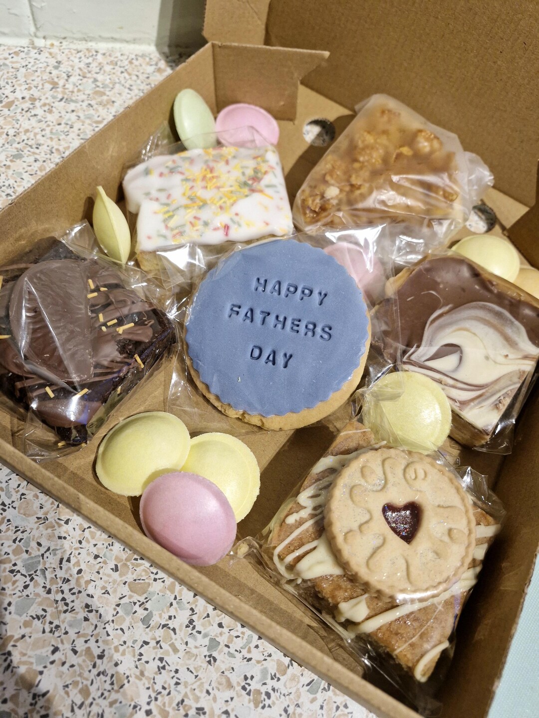 Cake Selection Box - Etsy