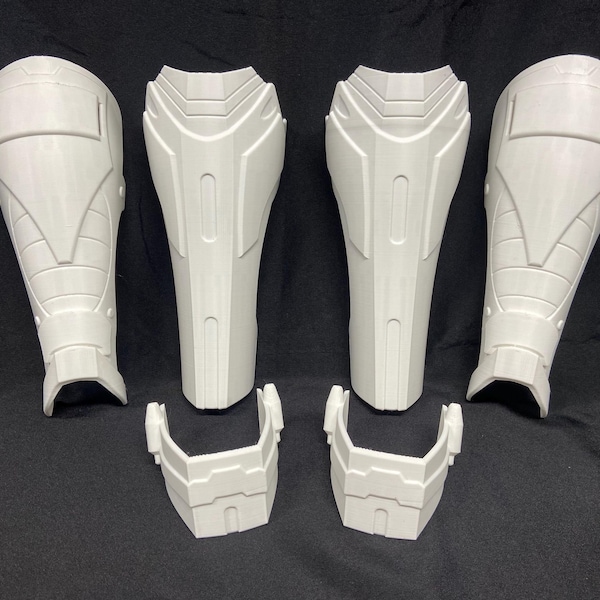 Adult Viltrumite Costume - Etsy