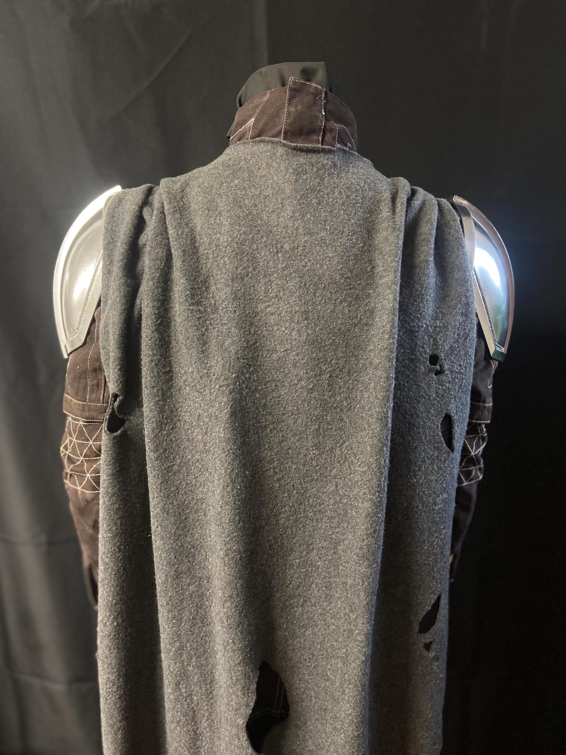 The Mandalorian (din Djarin) Cape - Etsy