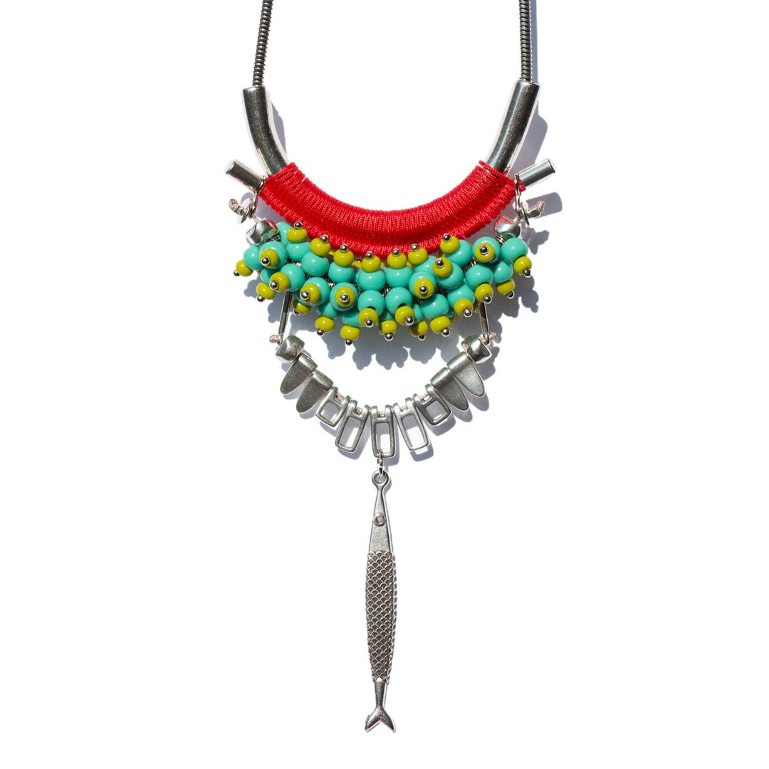 SANTA MARTA Red, Turquoise and Green Beaded Necklace With Silver Chain ...