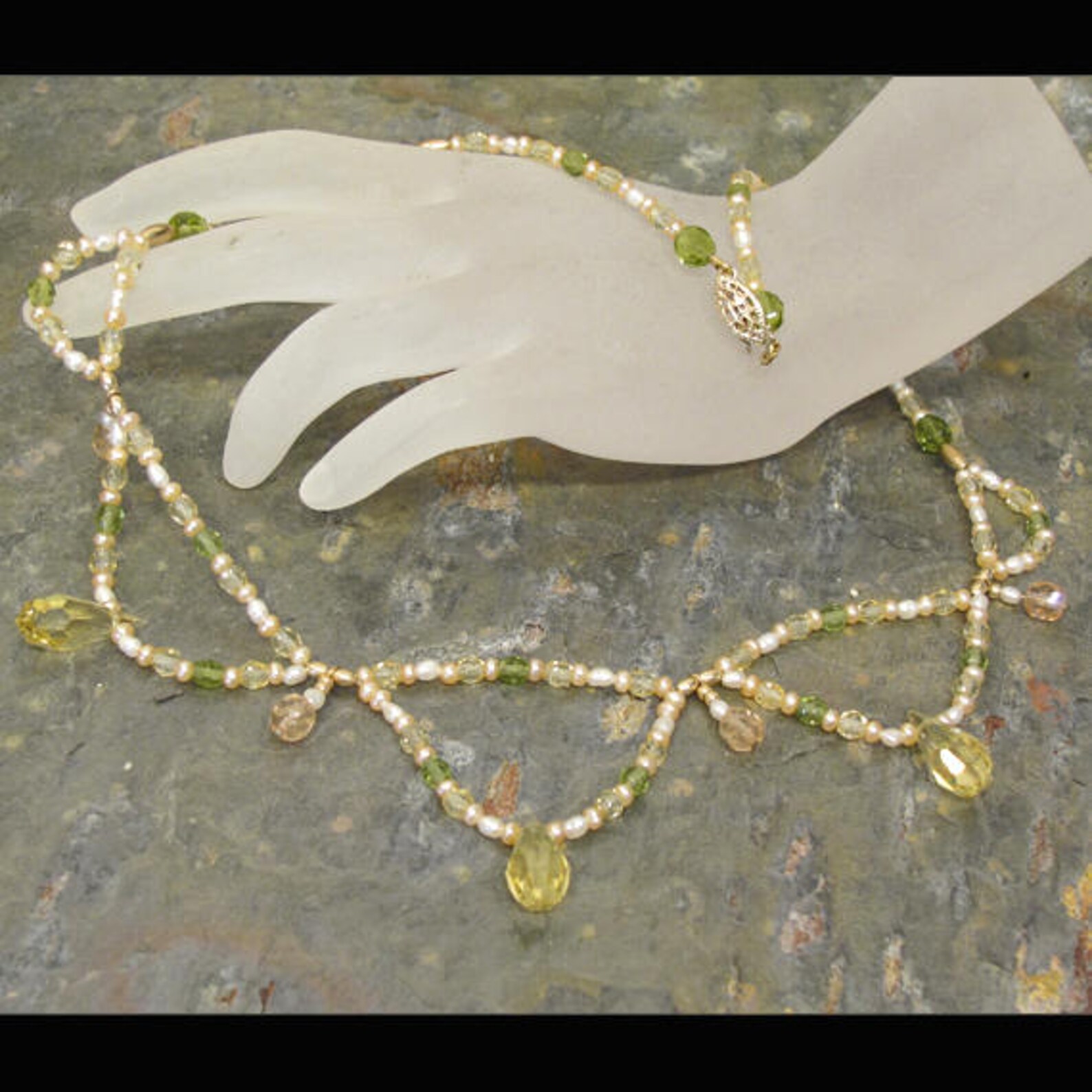 Dainty Pearl Collar Necklace Peachy Pink Freshwater Pearls With Olive ...