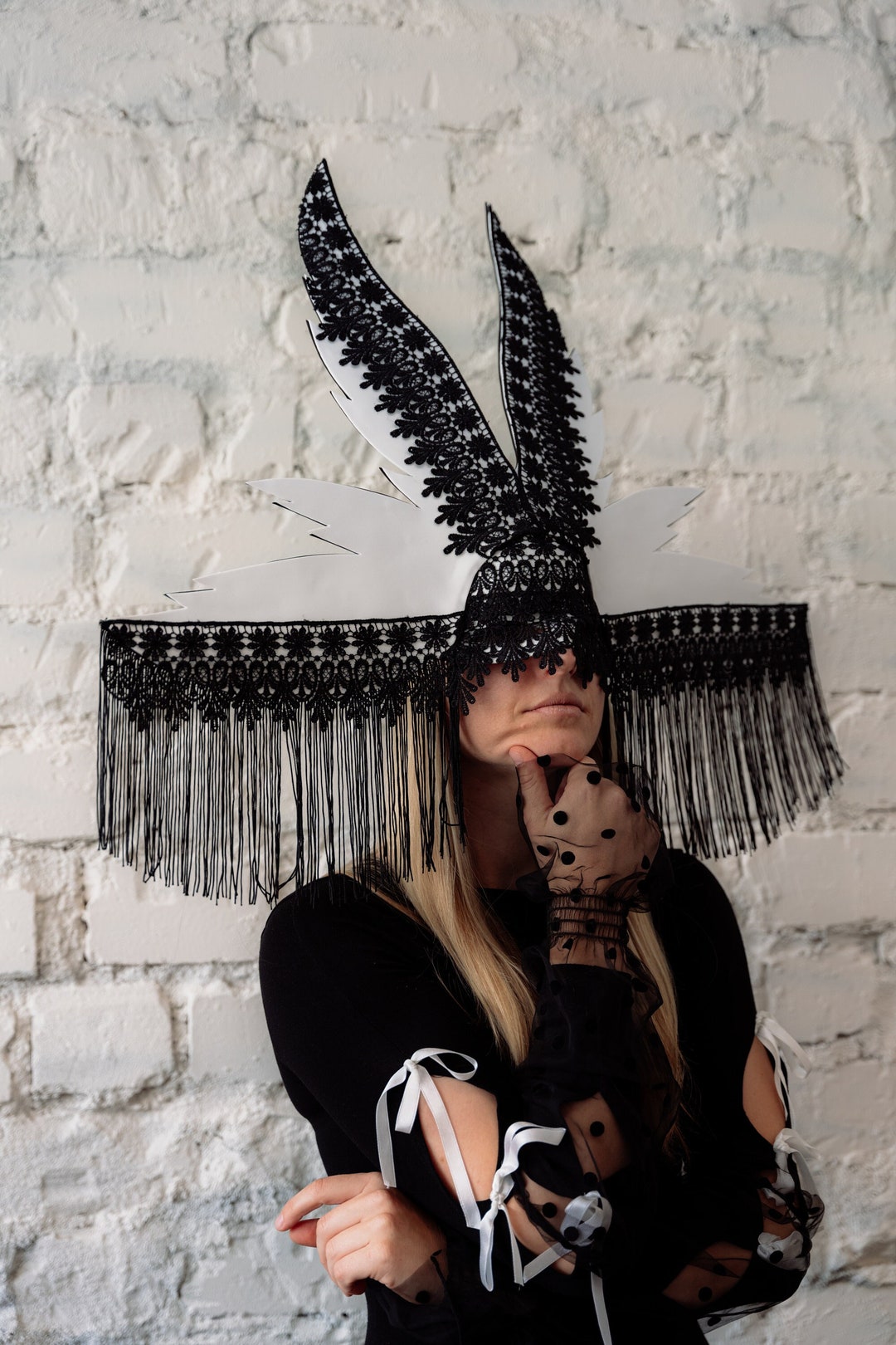 Black and White Lace Masquerade Mask: Venetian Dance Mask - Etsy